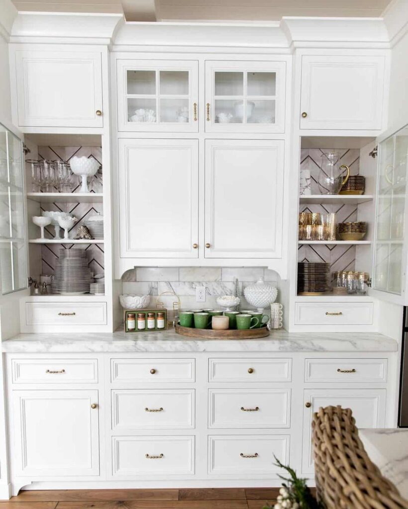 19 Best Butler's Pantry Ideas to Streamline Your Kitchen -Architectural ...