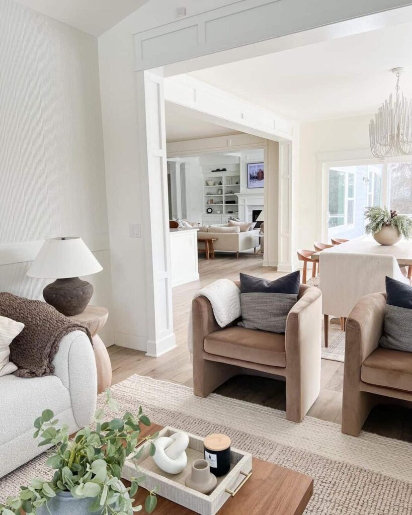 27 Beautiful Baseboard Trim Designs to Complement Wood Floors ...