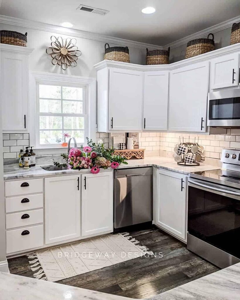 32 Stylish Cup Drawer Pulls for a Fresh Cabinet Look -Architectural ...