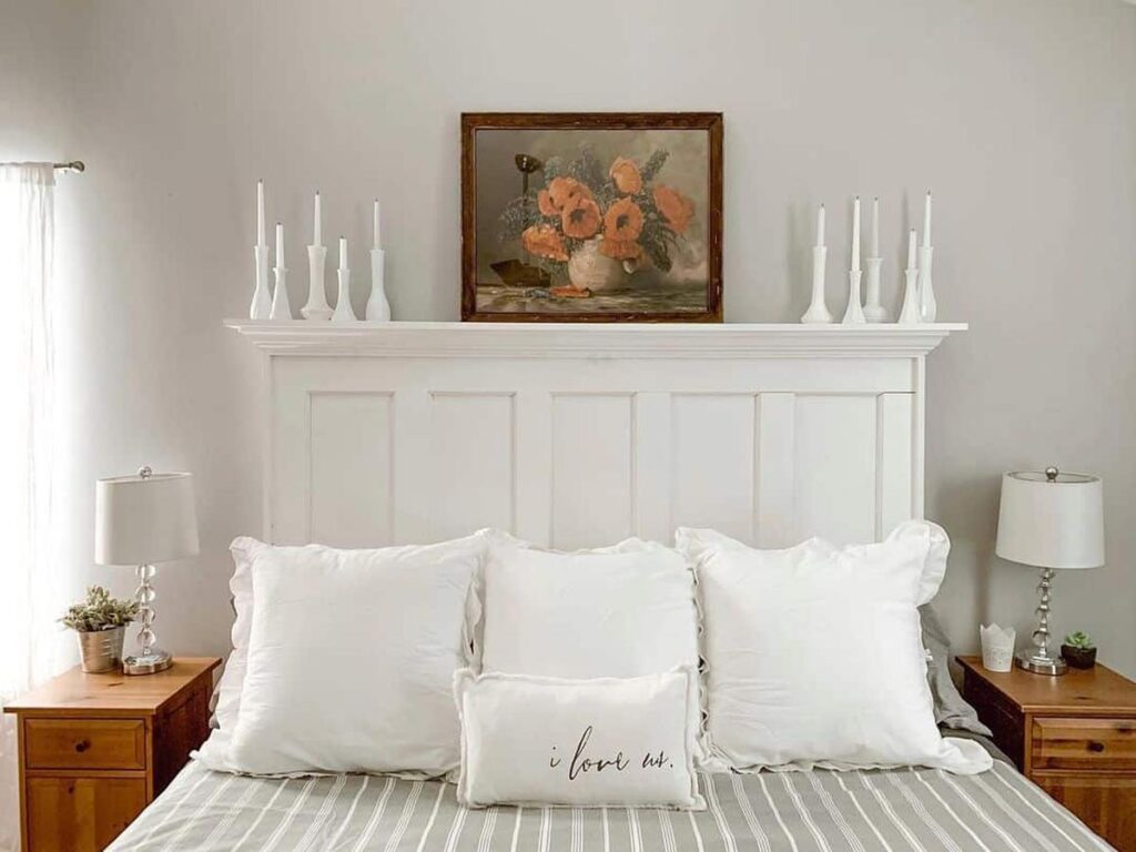 27 Beautiful Artwork Above Bed Ideas to Complete Your Bedroom ...