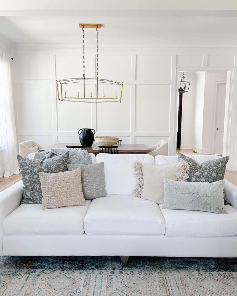 22 Board and Batten Living Room Designs for a Classic Touch ...