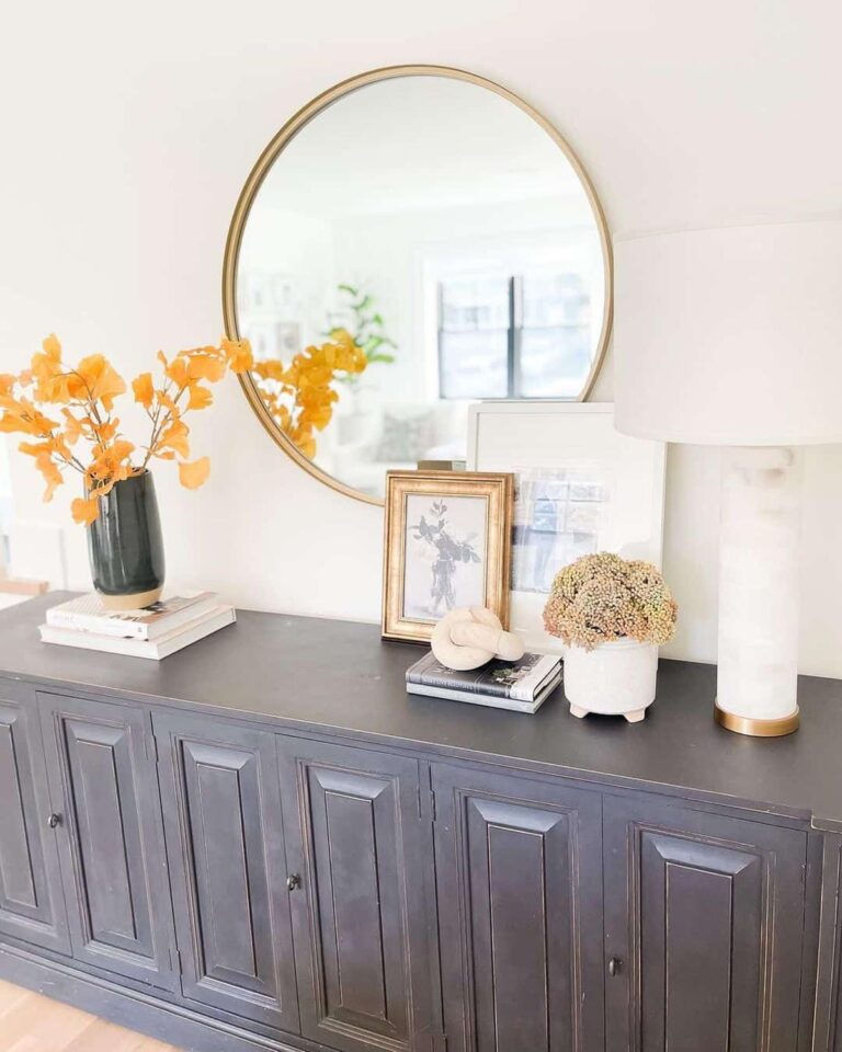 28 Beautiful Colors That Go With Yellow for a Bright Space ...