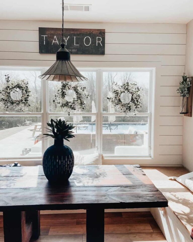 22 Stylish Accent Walls with Windows to Inspire -Architectural Foundation