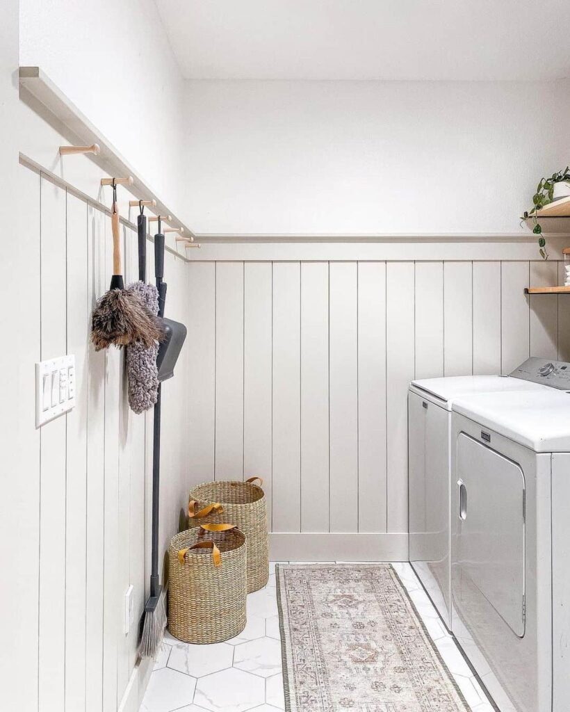 30 Ideal Farmhouse Half Wall Paneling Ideas -Architectural Foundation