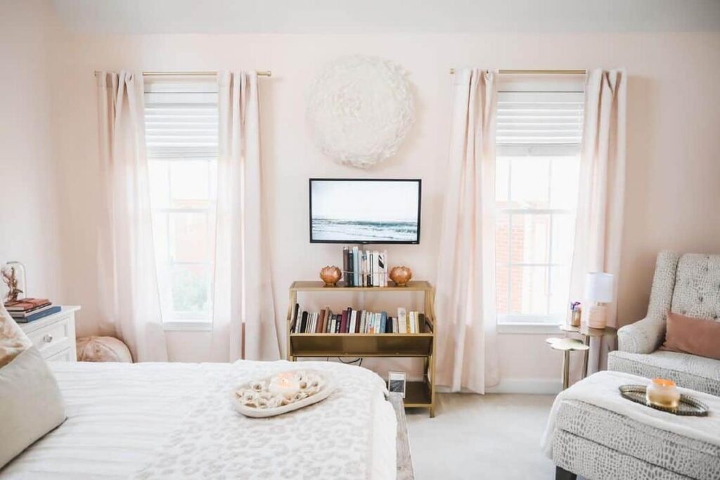 21 Pink Wall Designs to Add Warmth, Sophistication, and a Youthful Vibe ...