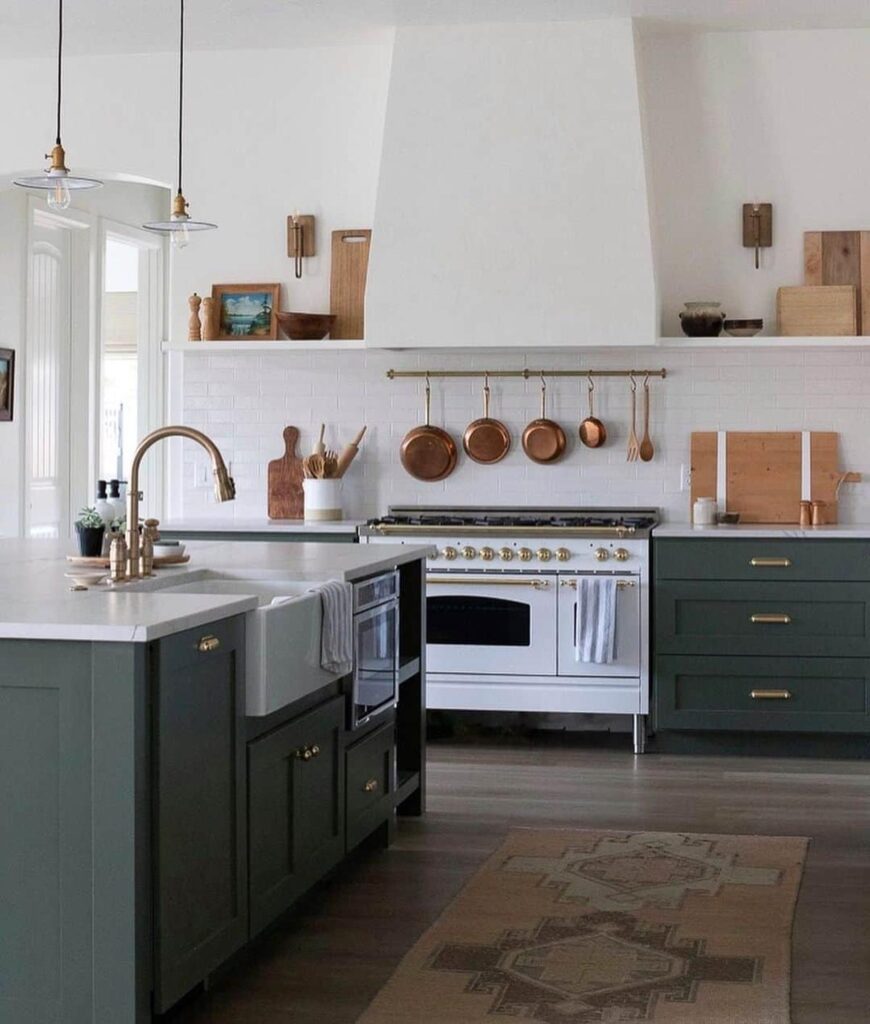 30 Stylish Gold Kitchen Faucets for a Modern Upgrade -Architectural ...