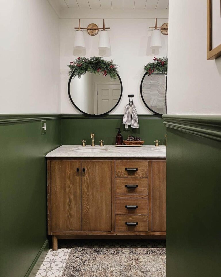 28 Beautiful Small Bathroom Wainscoting Ideas to Add Charm ...