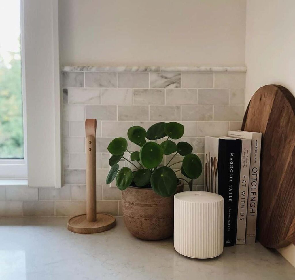 16 Smart Tile Backsplash Edge Trim Ideas to Finish Your Look ...