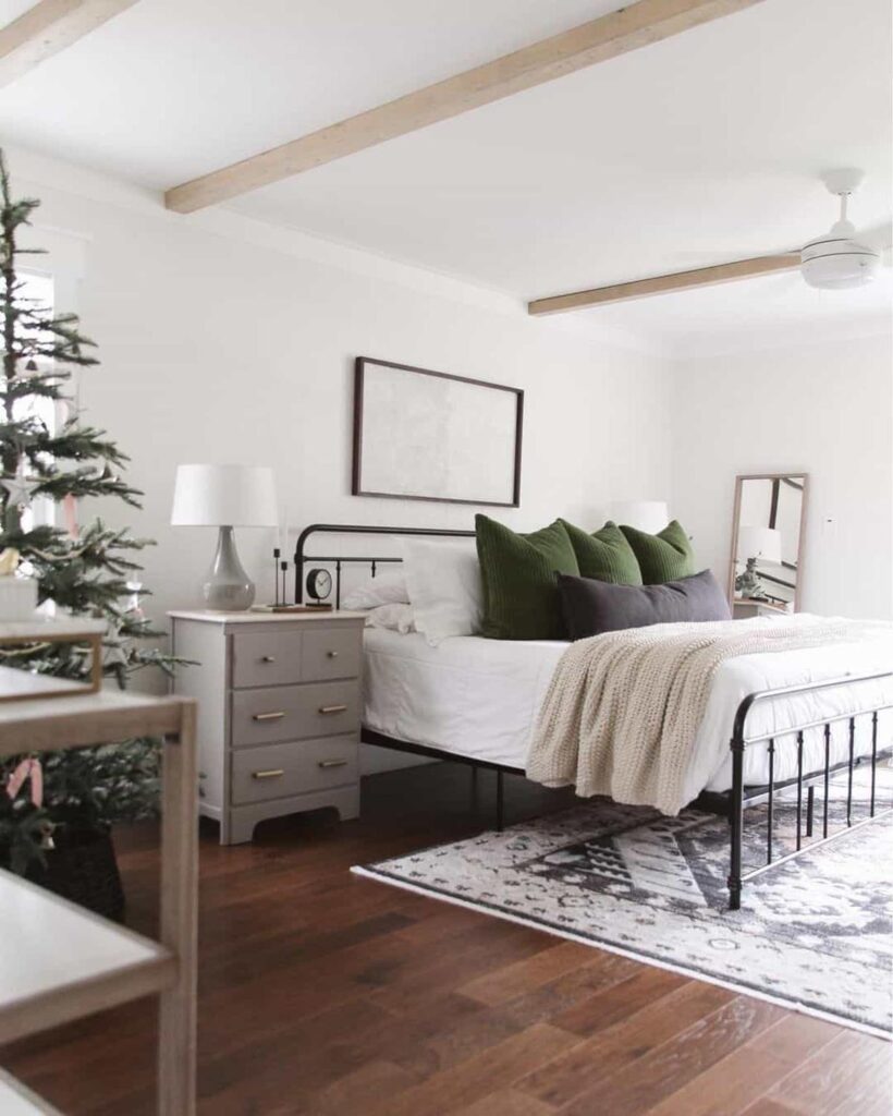 34 Sturdy Spindle Bed Frames for Every Style -Architectural Foundation