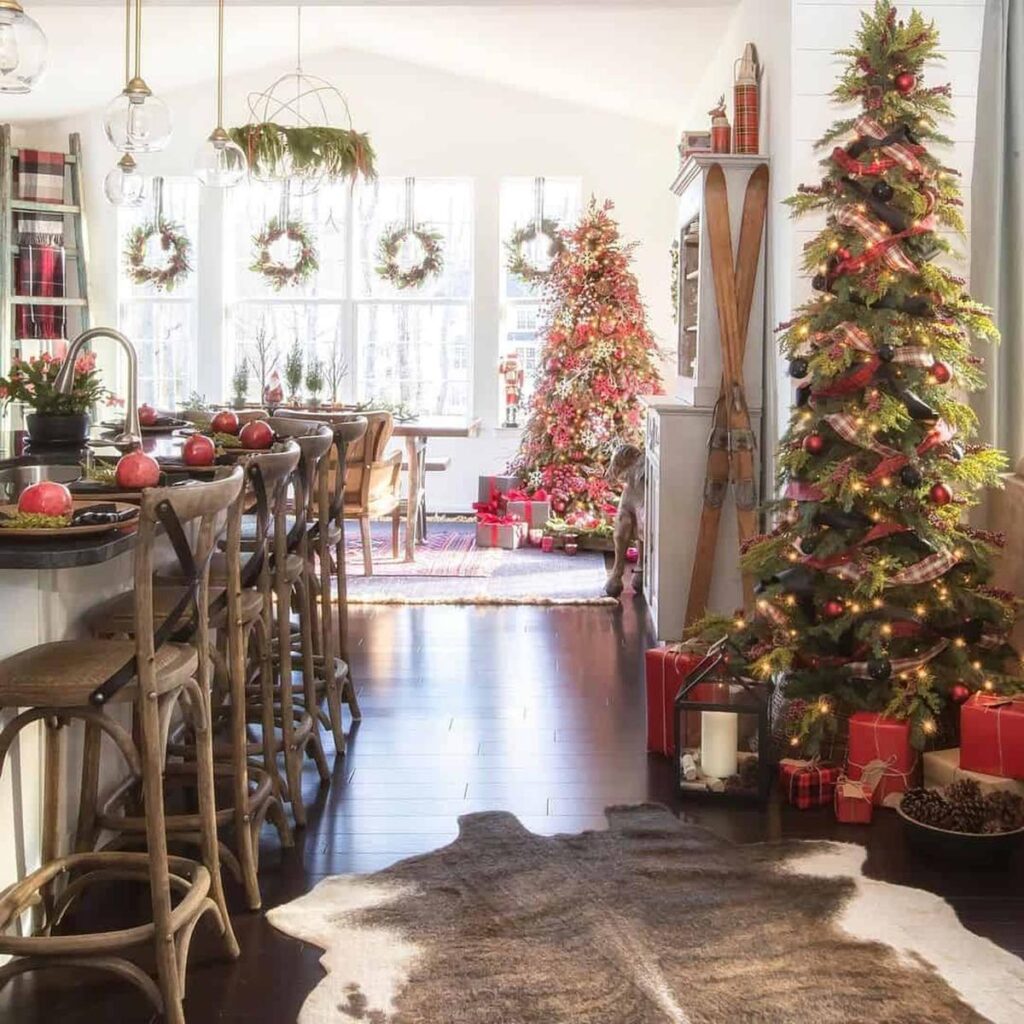 27 Plaid Christmas Tree Ideas for a Rustic Feel -Architectural Foundation
