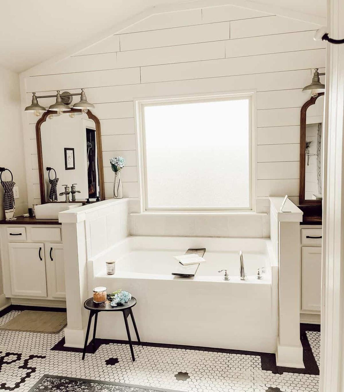 17 Functional Bathtub Ledge Ideas to Elevate Your Bathroom Experience ...