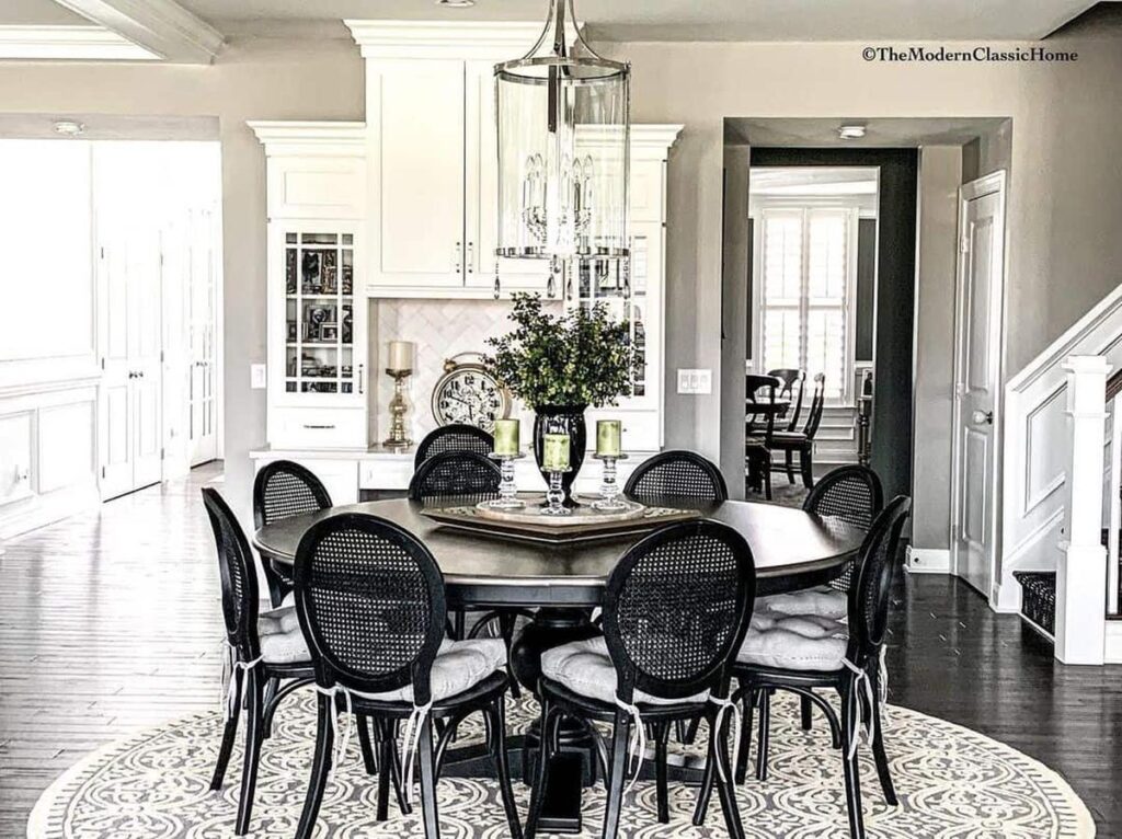 27 Perfect Rugs Under Round Dining Tables to Complete Your Space ...