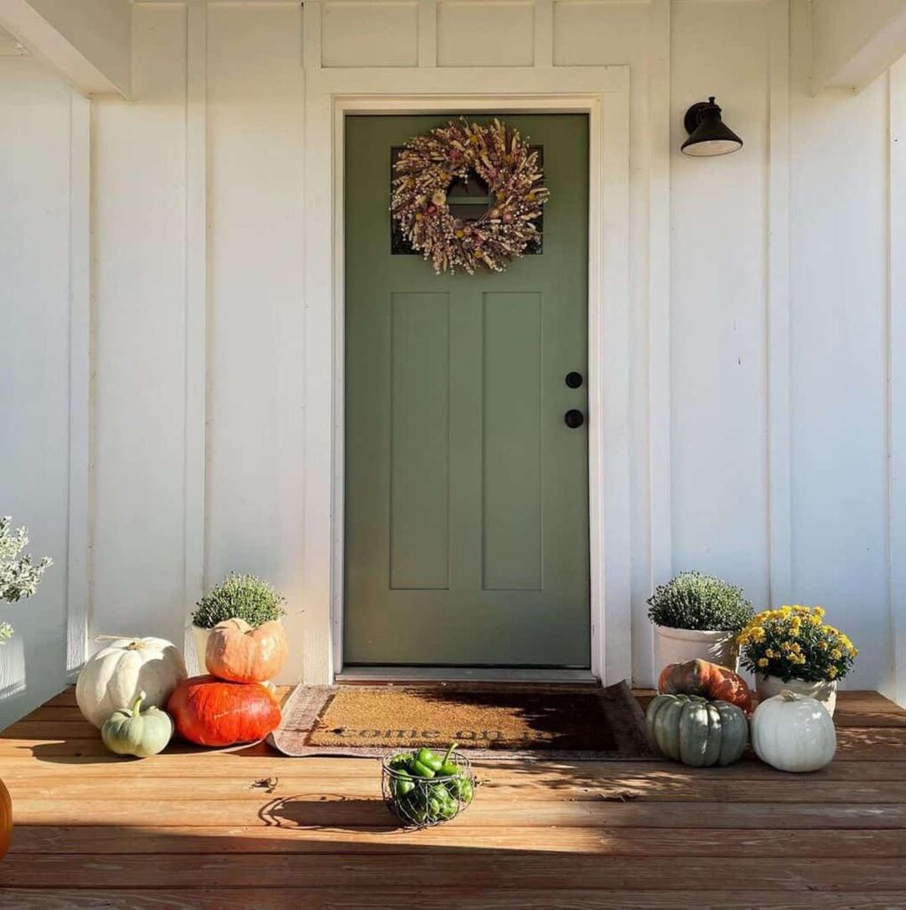 17 Gorgeous Green Front Door Ideas That Will Make Your Neighbors ...