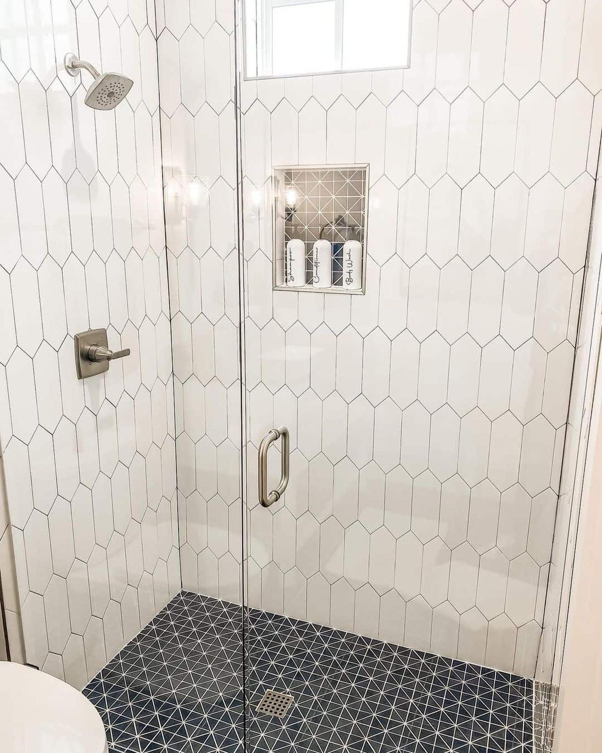 15 Clever Small Shower Designs to Maximize Space -Architectural Foundation