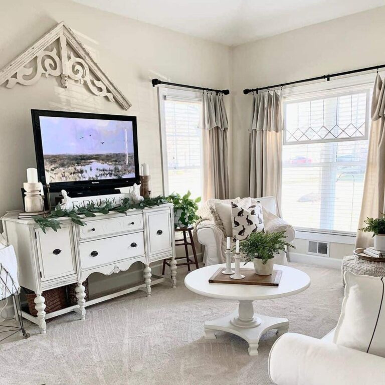 28 Creative White Wall Decor Ideas to Brighten Your Space ...