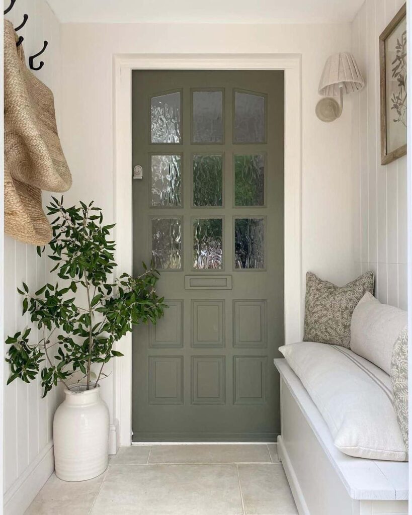 17 Gorgeous Green Front Door Ideas That Will Make Your Neighbors ...