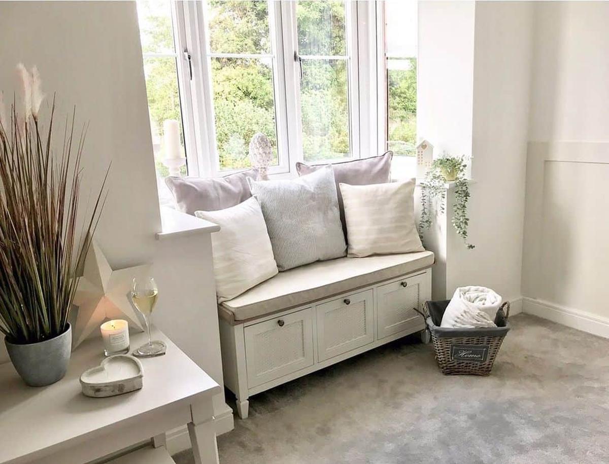 10 Cozy Bay Window Seating Ideas to Relax In -Architectural Foundation
