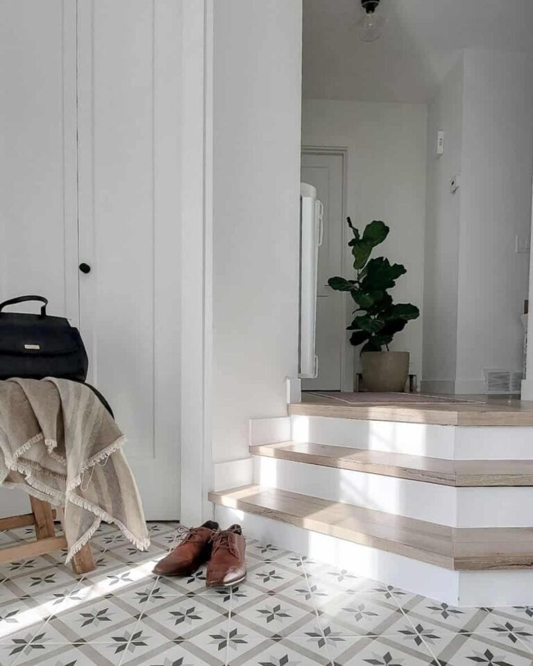 25 Small Entryway Flooring Ideas for a Stylish Entrance -Architectural ...