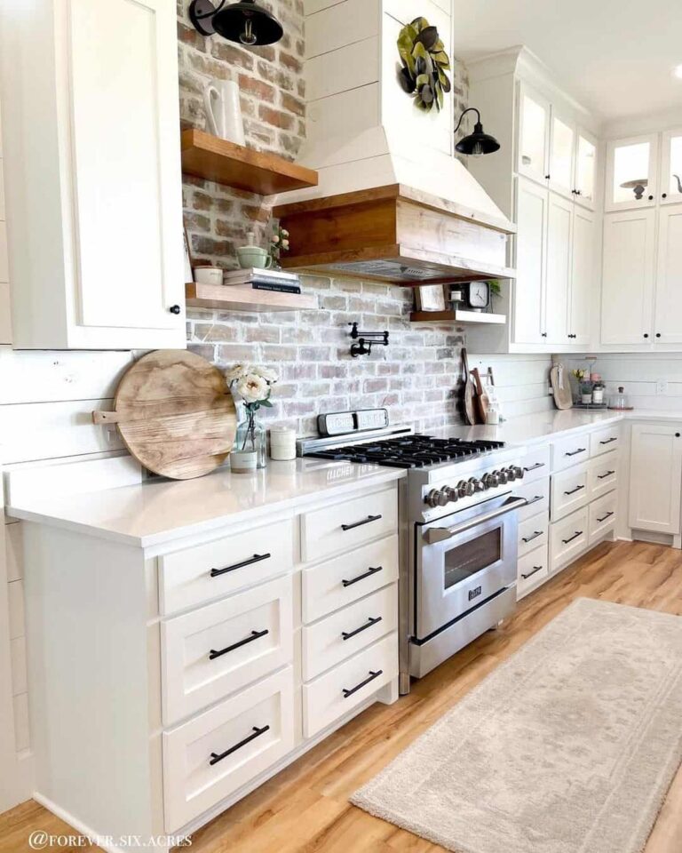 27 Stylish Pot Filler Ideas for an Effortless Kitchen Upgrade ...