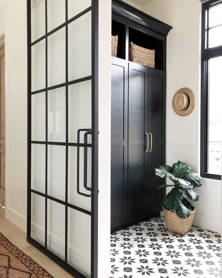 21 Gorgeous Black Interior Door Inspirations for a Dramatic, Stylish ...
