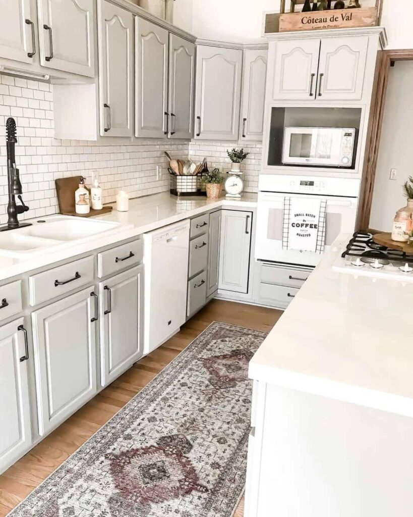 33 Classic Raised Panel Cabinet Doors for a Timeless Look ...