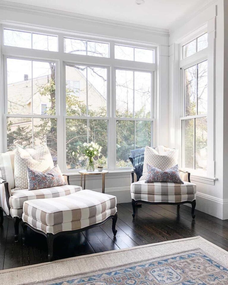 26 Stylish Transom Window Ideas for Extra Light -Architectural Foundation