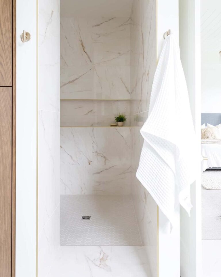 18 Beautiful Large Tiles for Shower Walls to Create a Modern Look ...