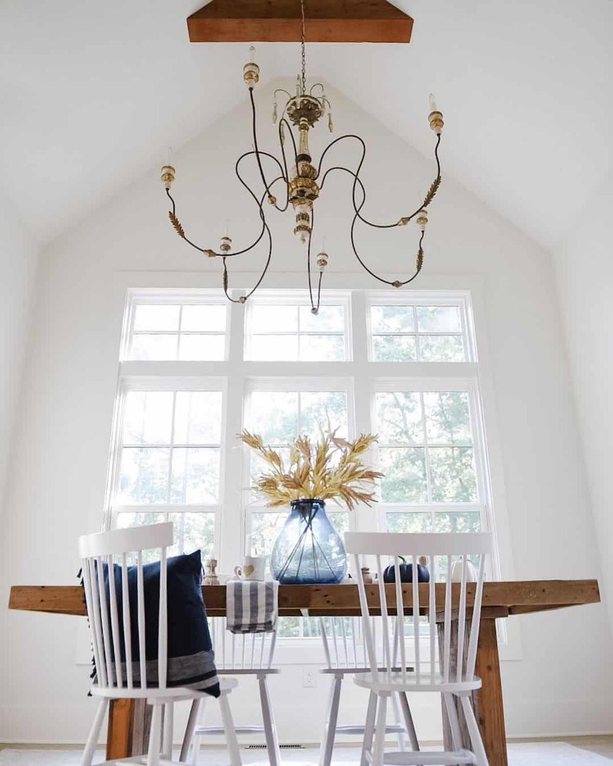 17 Gorgeous Blue Centerpieces to Brighten Your Table -Architectural ...