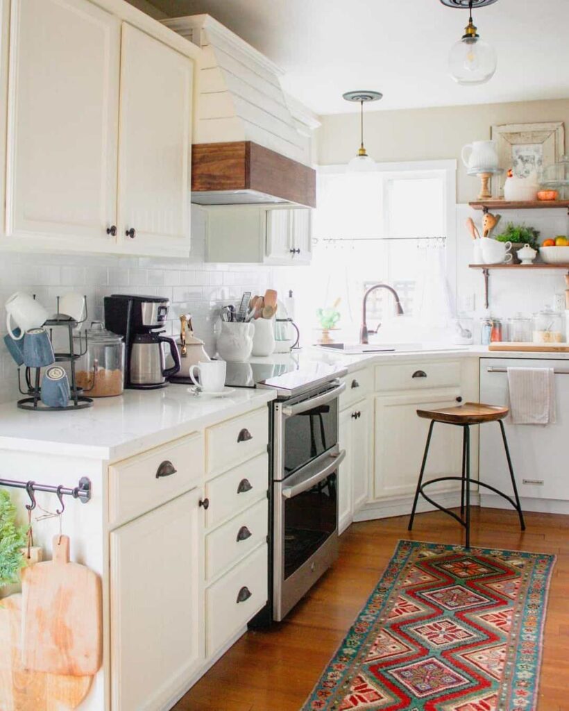 32 Stylish Cup Drawer Pulls for a Fresh Cabinet Look -Architectural ...