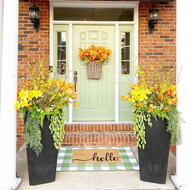 30 Spring Front Door Decor Ideas to Welcome Guests -Architectural ...