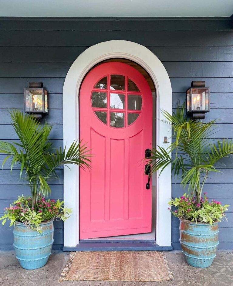 19 Vibrant Red and Pink Door Designs for a Warm Welcome -Architectural ...