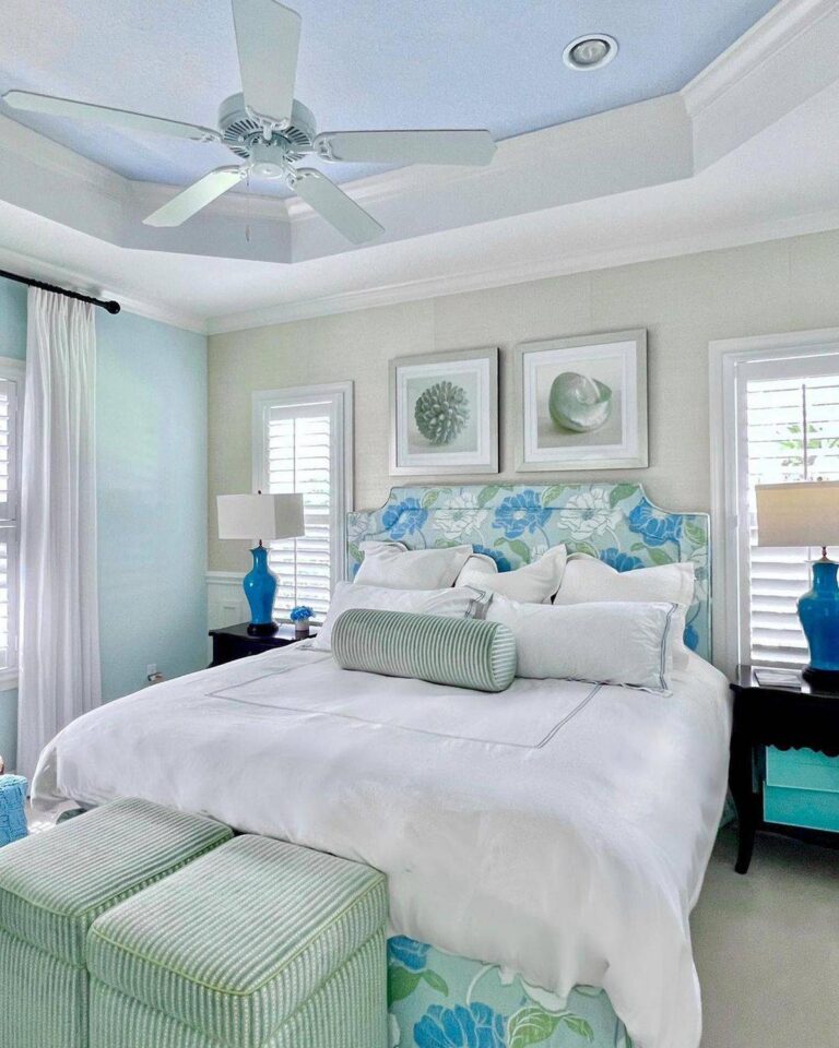 21 Chic Ideas to Design a Bed Between Windows -Architectural Foundation