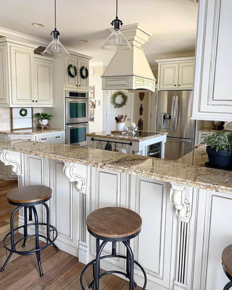 35 Practical Kitchen Peninsula Designs for Every Style -Architectural ...
