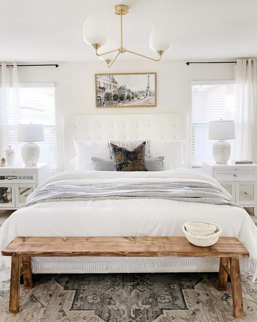 21 Chic Ideas to Design a Bed Between Windows -Architectural Foundation