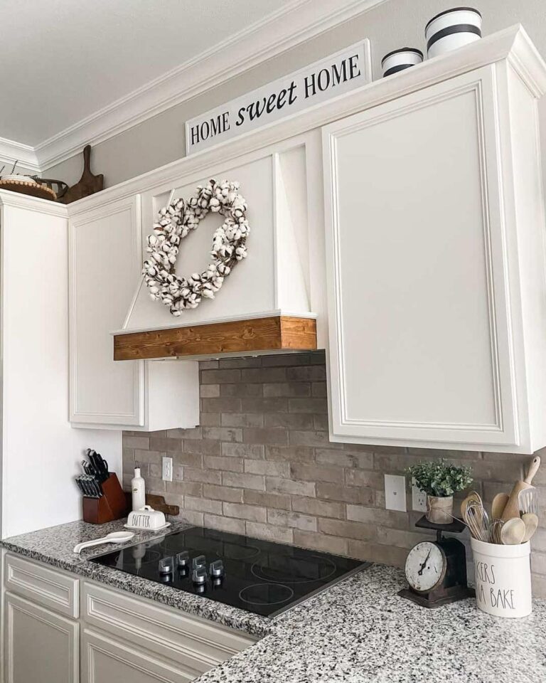 24 Stylish Brick Backsplashes That Make Your Kitchen Shine ...