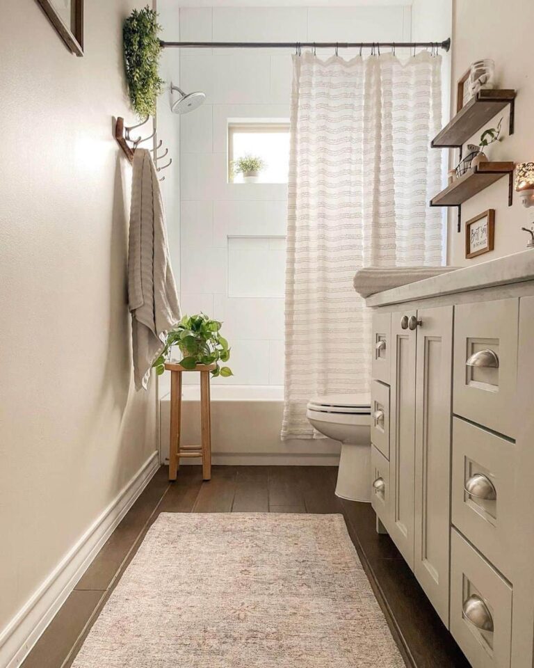 30 Bathroom Rug Ideas for Comfort and Style -Architectural Foundation