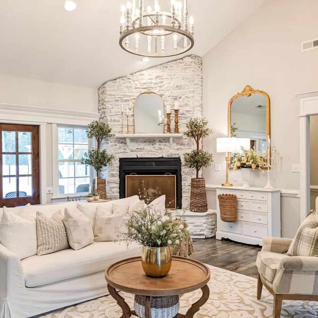20 Eye-Catching Tall Wall Decor Ideas to Fill Your Space -Architectural ...