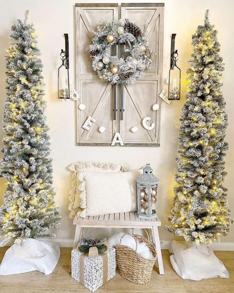 33 Slim Christmas Tree Decorating Ideas for Smaller Spaces ...