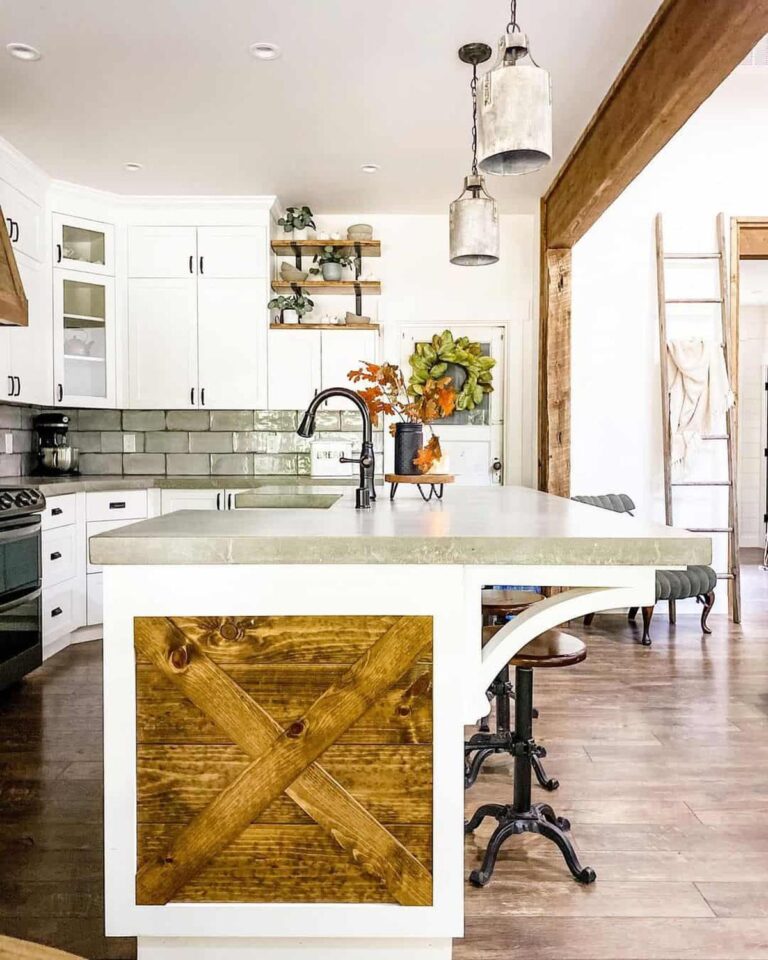 21 Stylish Corbels to Infuse Country Style into Your Kitchen Island ...