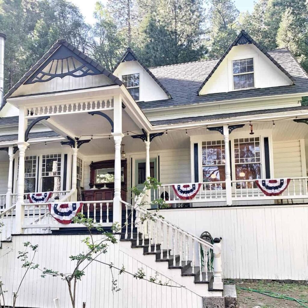 26 Easy Porch Handrail Designs to Add Charm to Your Front Entrance ...