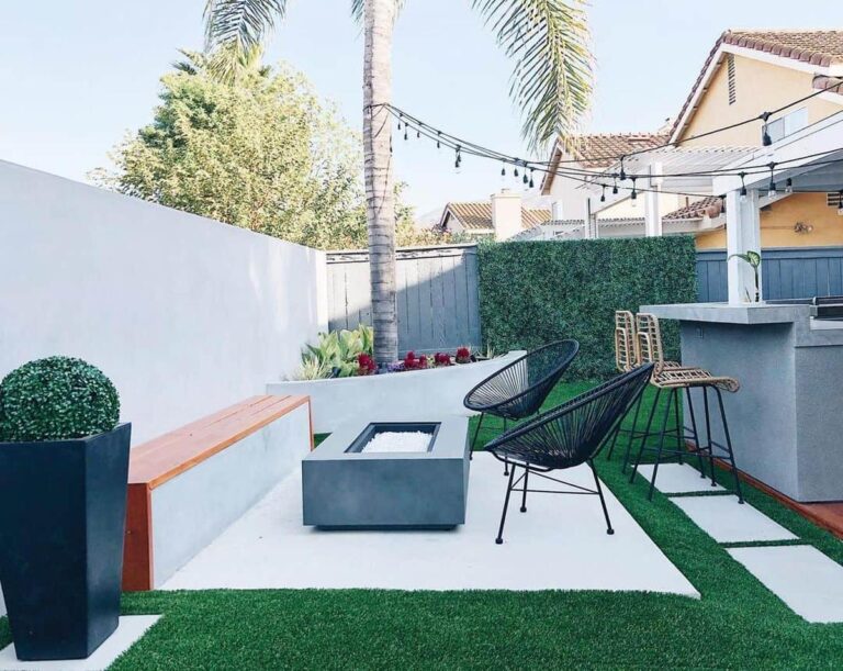26 Inspiring Outdoor Sitting Ideas for Any Yard -Architectural Foundation