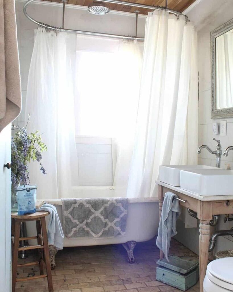 30 Best Shower Curtains to Brighten Small Bathrooms -Architectural ...