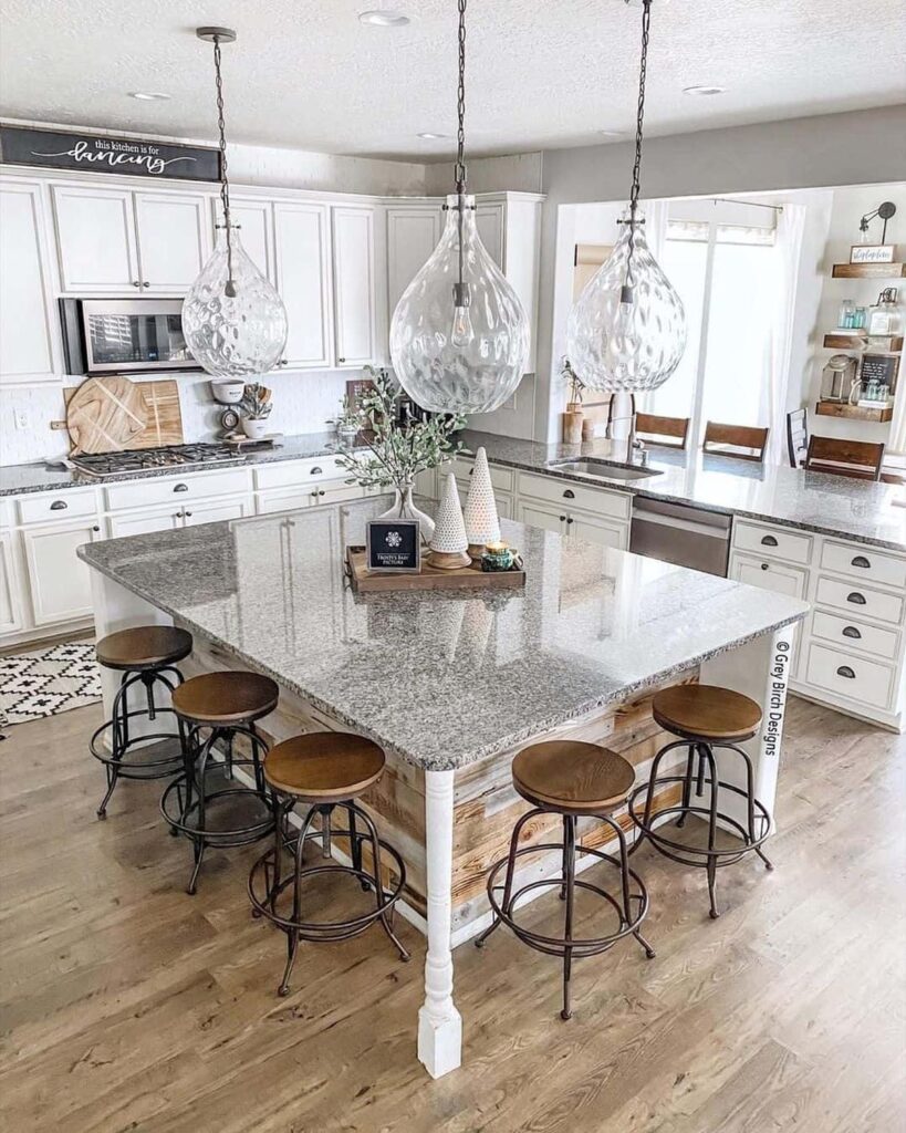 33 Elegant Off-White Kitchen Cabinets to Inspire You -Architectural ...