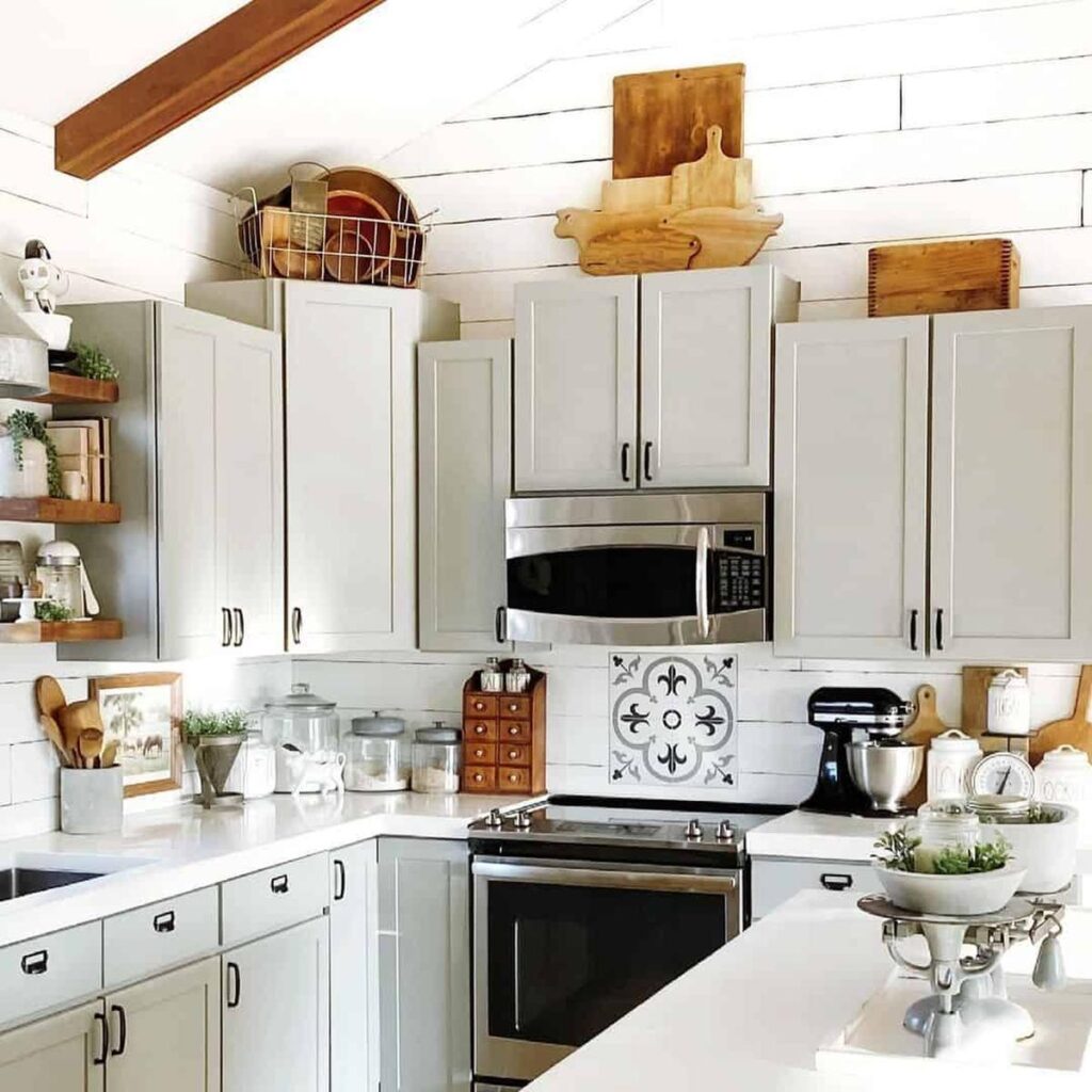 22 Over-the-Range Microwave Cabinet Ideas for a Sleek Kitchen ...