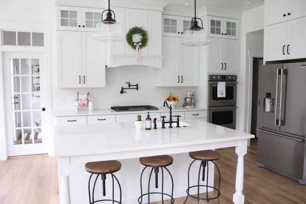 23 Effortless Ways to Transform Your Kitchen Island with Elegant Legs ...
