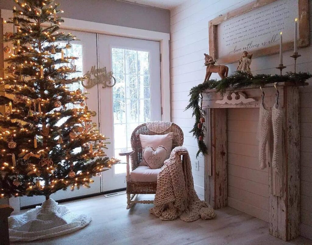 24 Creative Decorations for Non-Working Christmas Fireplaces ...