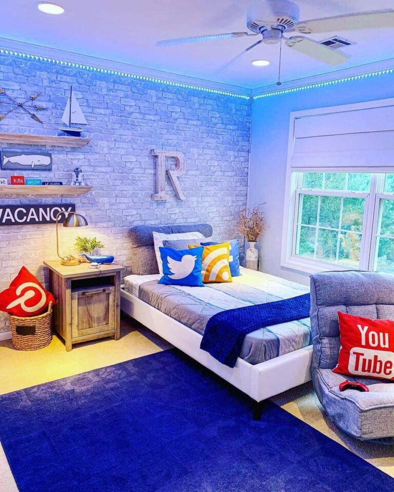 23 Thrilling Wallpaper Designs for Boys’ Rooms That Will Spark Joy ...