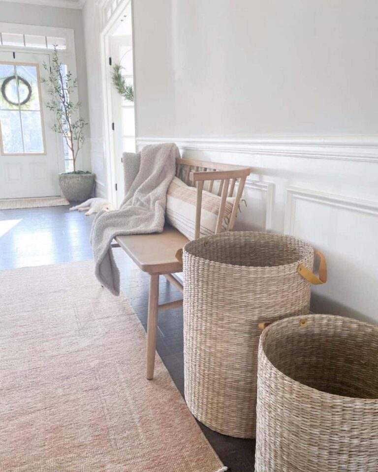 51 Ideal Farmhouse Entry Bench for a Warm Welcome -Architectural Foundation
