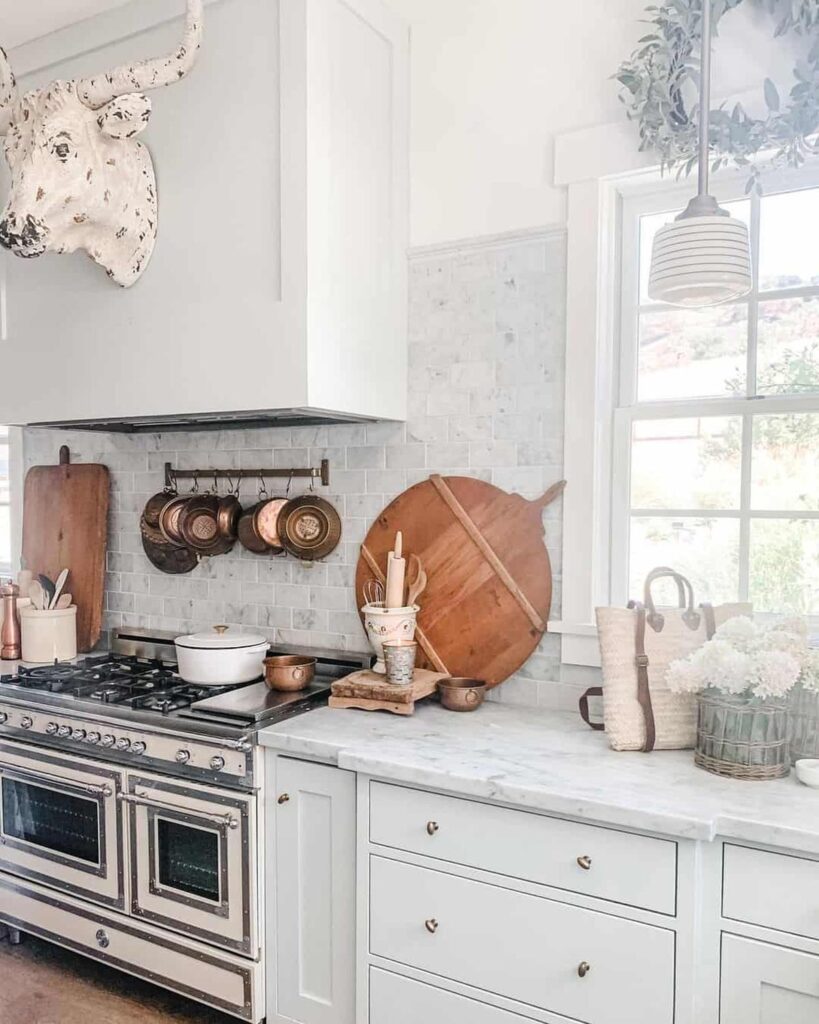 34 Gorgeous Copper Kitchen Decor Ideas for a Warm Touch -Architectural ...