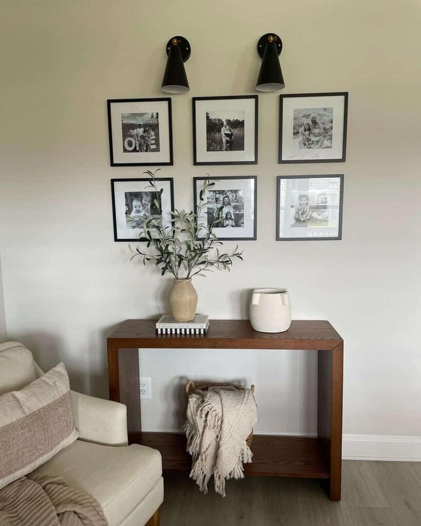 25 Trendy Console Table Styling Tips for a Sleek and Modern Upgrade ...